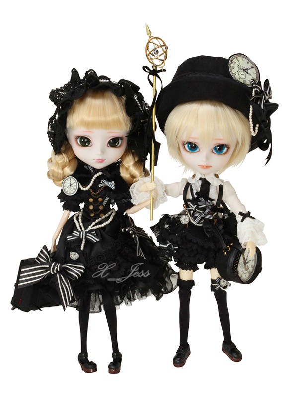 [Décembre 2011] Pullip Nella et Isul Johan