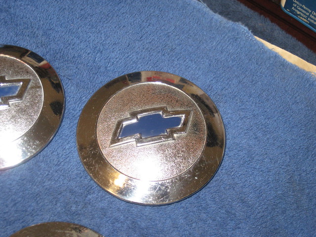 hubcap identification - Chevy Message Forum - Restoration and Repair Help