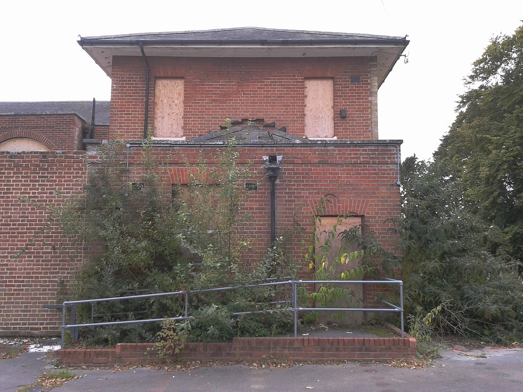 netley court school | Derelict Places - Urban Exploring Forum